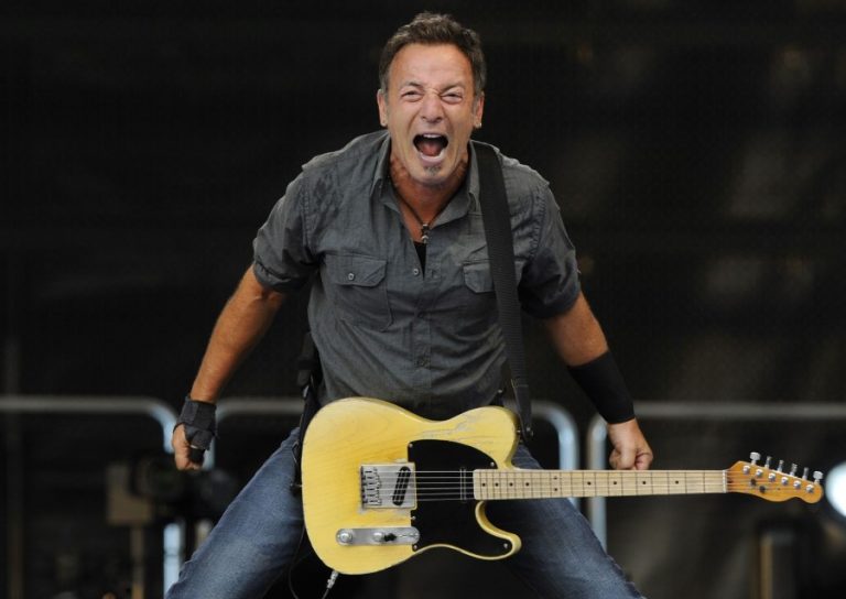 Bruce Springsteen Plastic Surgeries Before And After